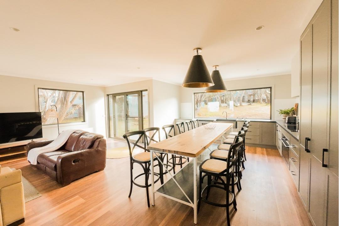 Dinner Plain Accommodation Official Site - The Staggerinn