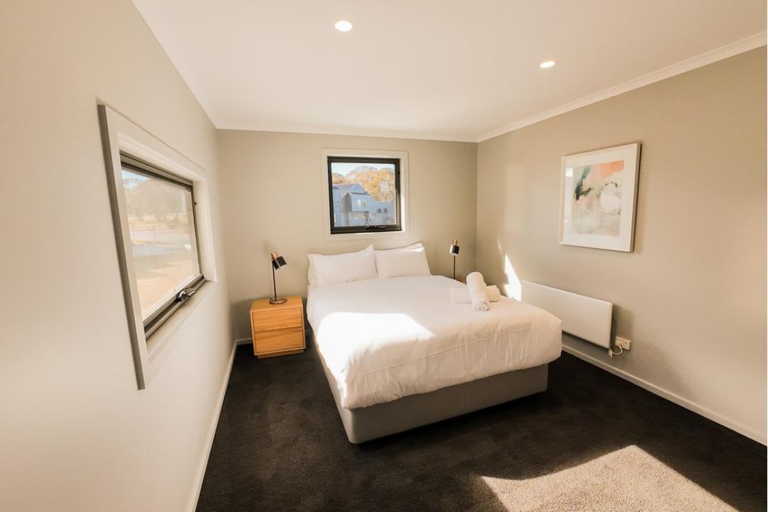 Dinner Plain Accommodation Official Site - The Staggerinn