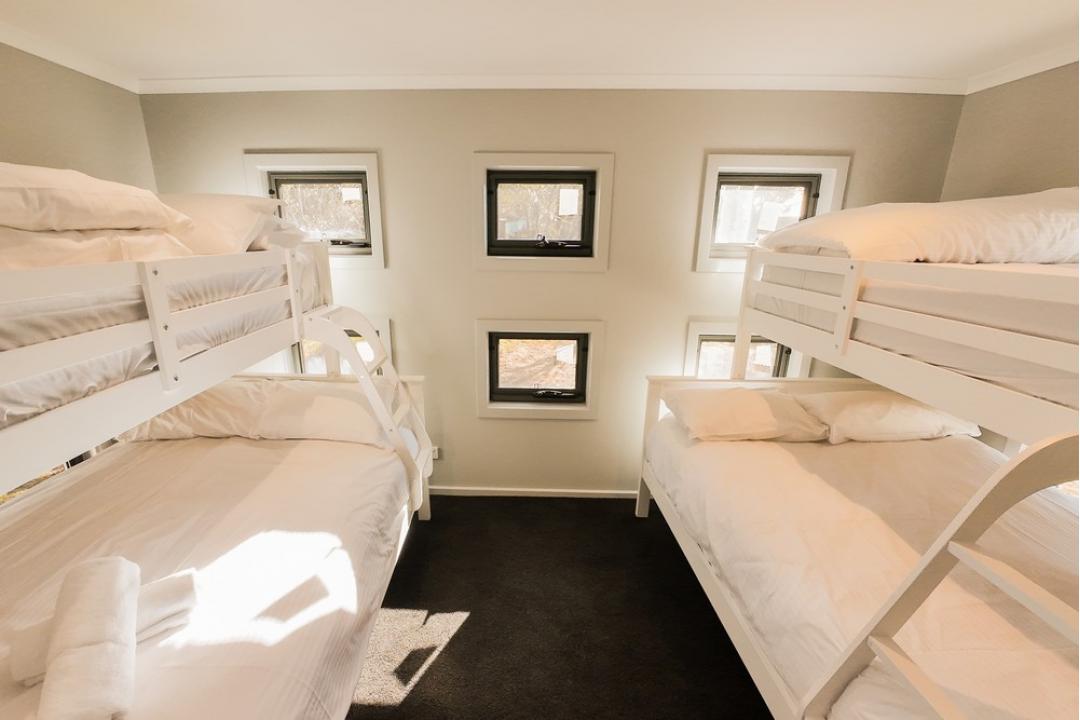 Dinner Plain Accommodation Official Site - The Staggerinn